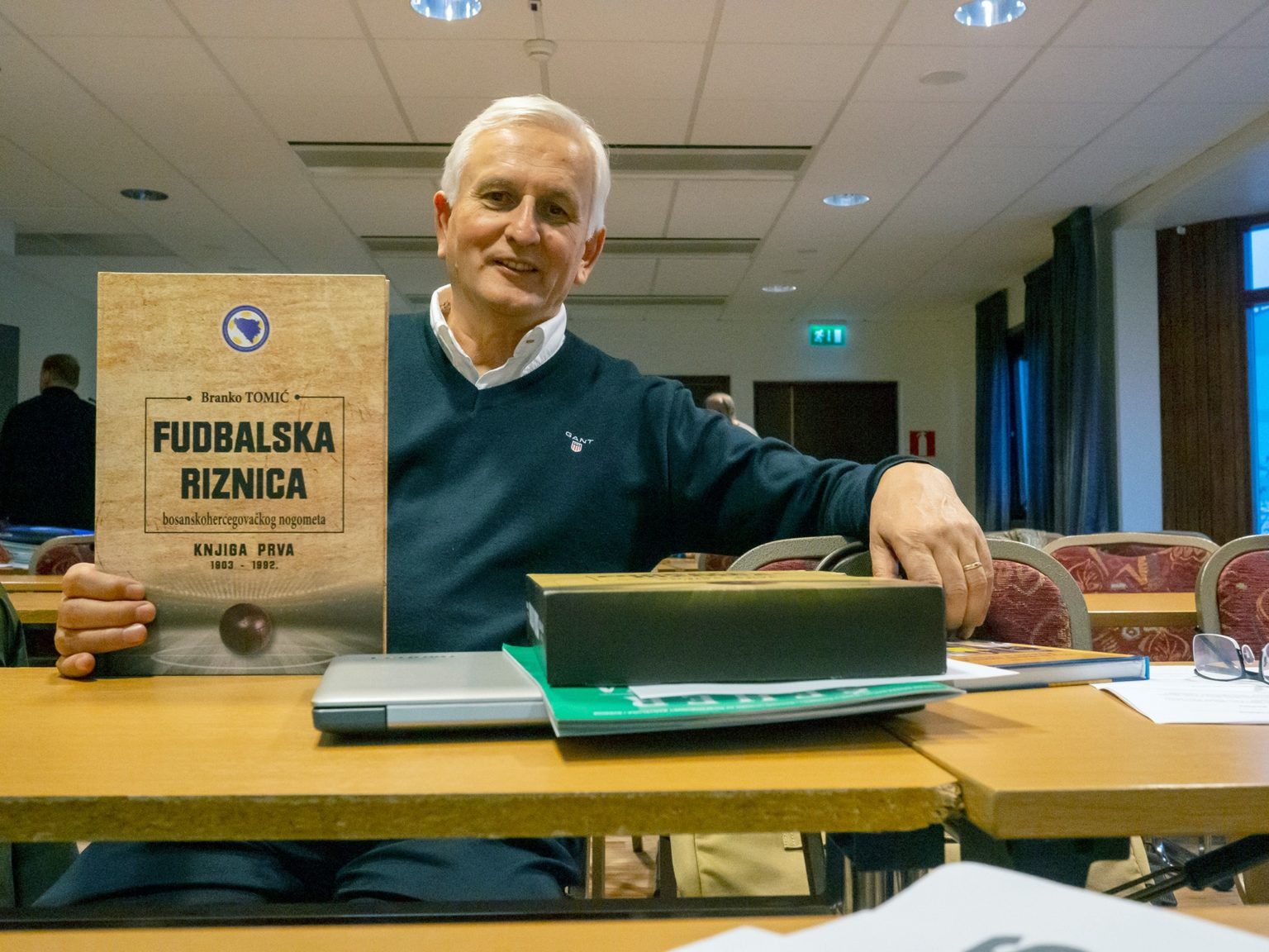 BRANKO TOMIĆ, NOVINAR IZ ŠVEDSKE: Narod vjeruje državi, država brine o ...