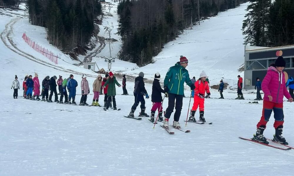POČETAK TURISTIČKE ZIME NA SJEVERU: Snijega, optimizma i optužbi ne ...